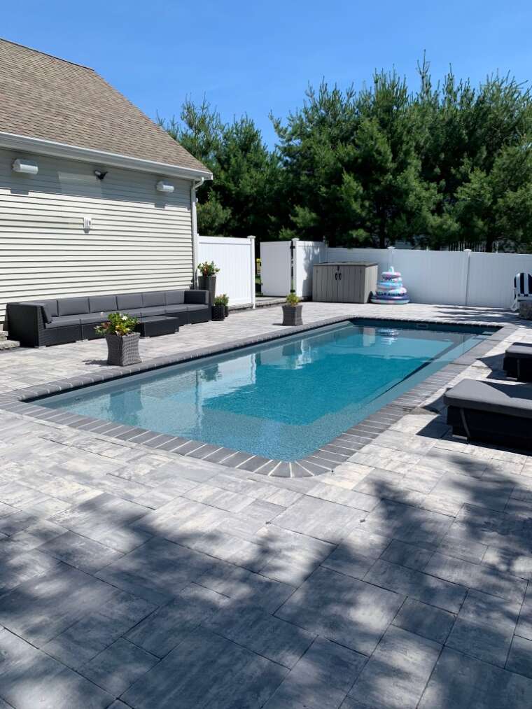 The Reflection (incl. Splash Deck) | Paramount Pools | Kentucky ...