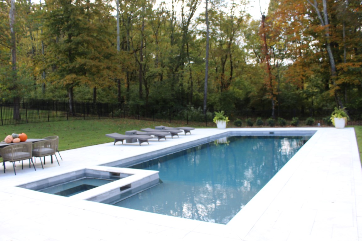 The Ultimate | Paramount Pools | Kentucky Inground Fiberglass Pool ...